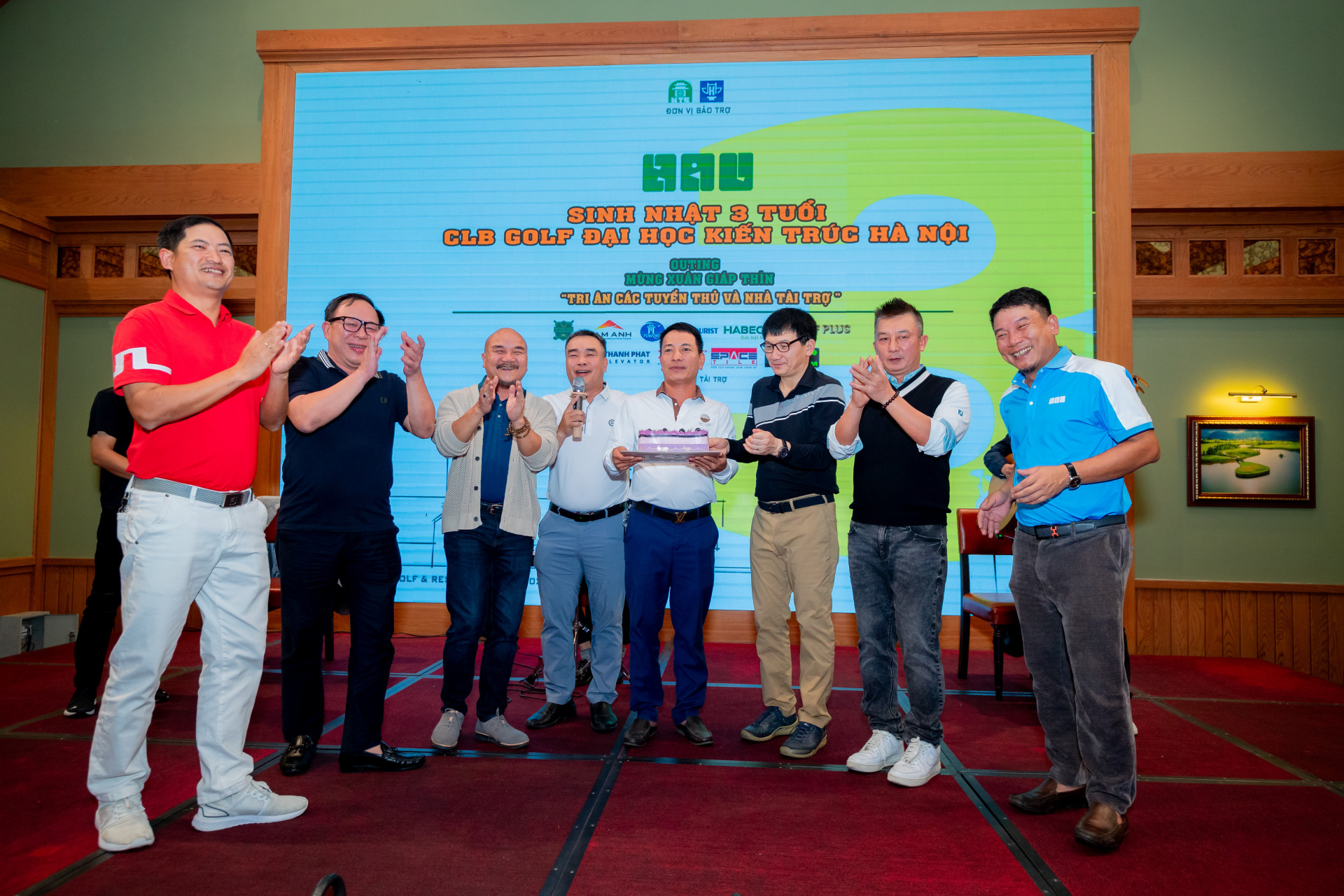 Golfer Nguyễn Việt Dũng vô địch giải “Outing mừng xuân Giáp Thìn” của CLB Golf ĐH Kiến Trúc Hà Nội